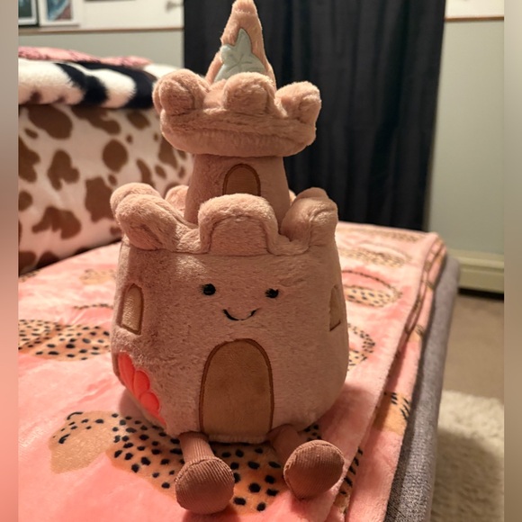 Pink Plush Castle with Brown AccentsNEW WITH TAGS